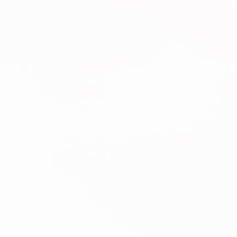 Luxury White™ StratusQuartz | Stratus Surfaces