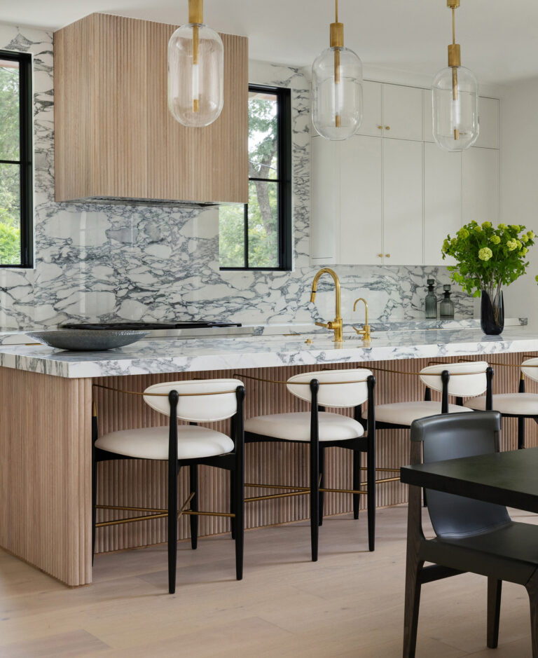 Arabescato Corchia Marble | Stratus Surfaces